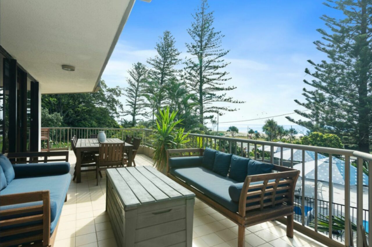 Currumbin Beach Accommodation - The Rocks Resort