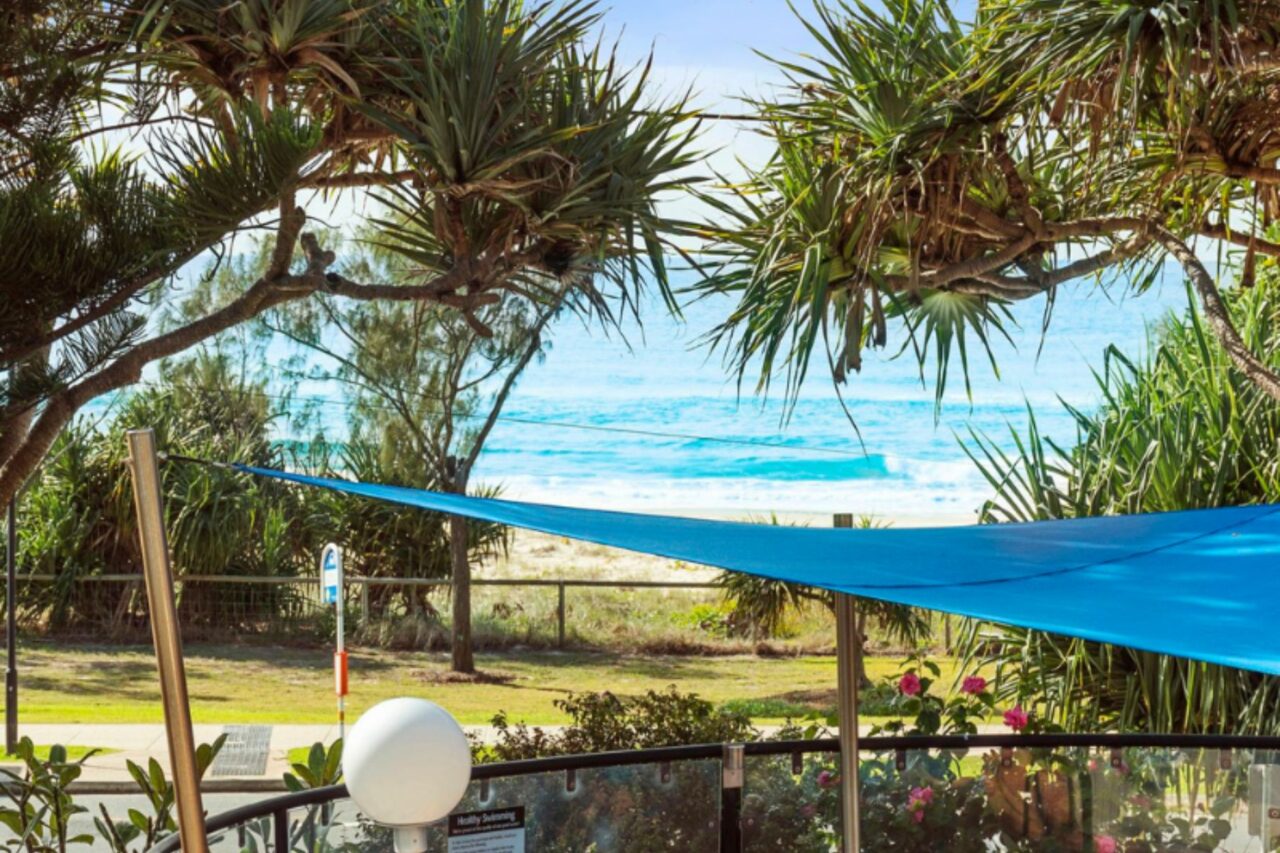 Currumbin Beach Accommodation - The Rocks Resort